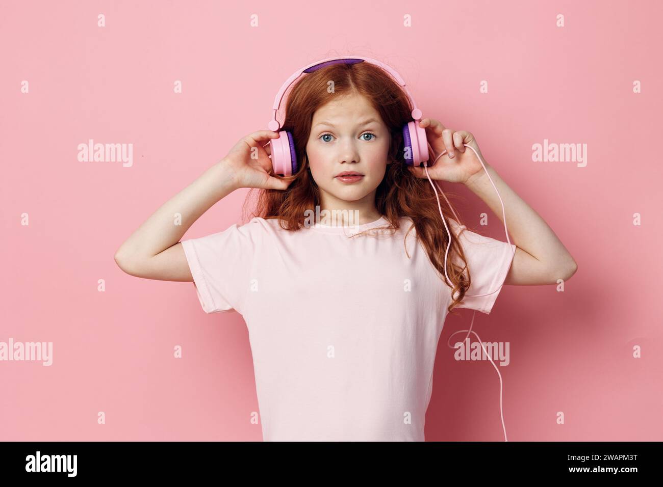 Sound audio girl cute music childhood listen children little enjoy ...
