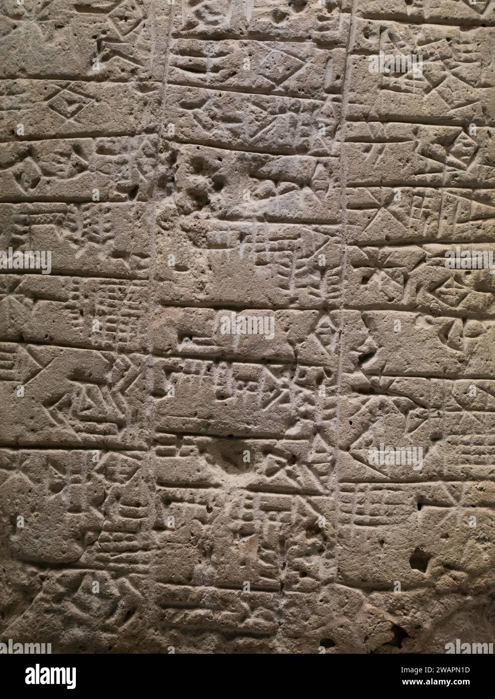 Cuneiform writing hi-res stock photography and images - Alamy