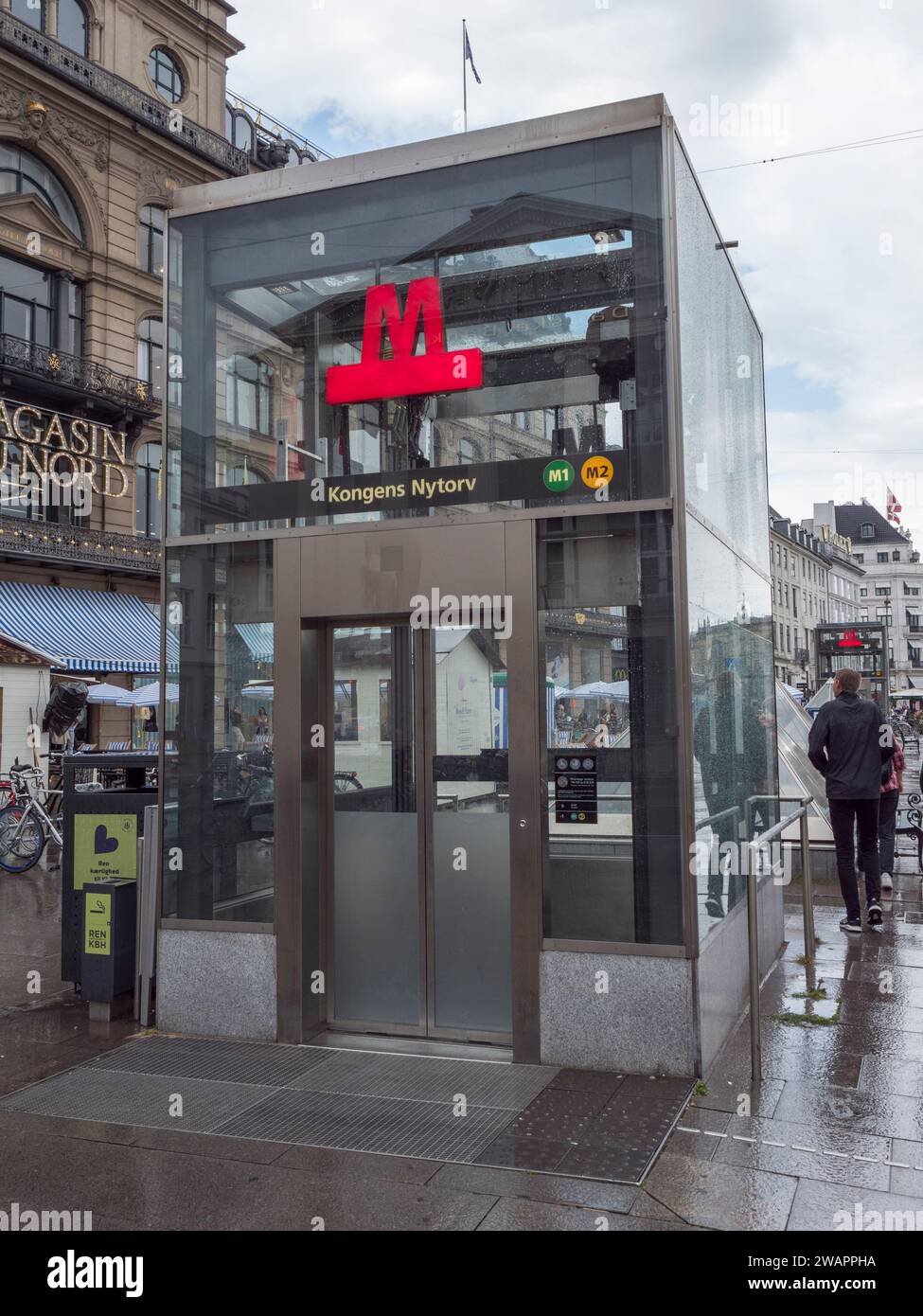 A surface lift entrance to the Metro station at Kongens Nytorv in ...