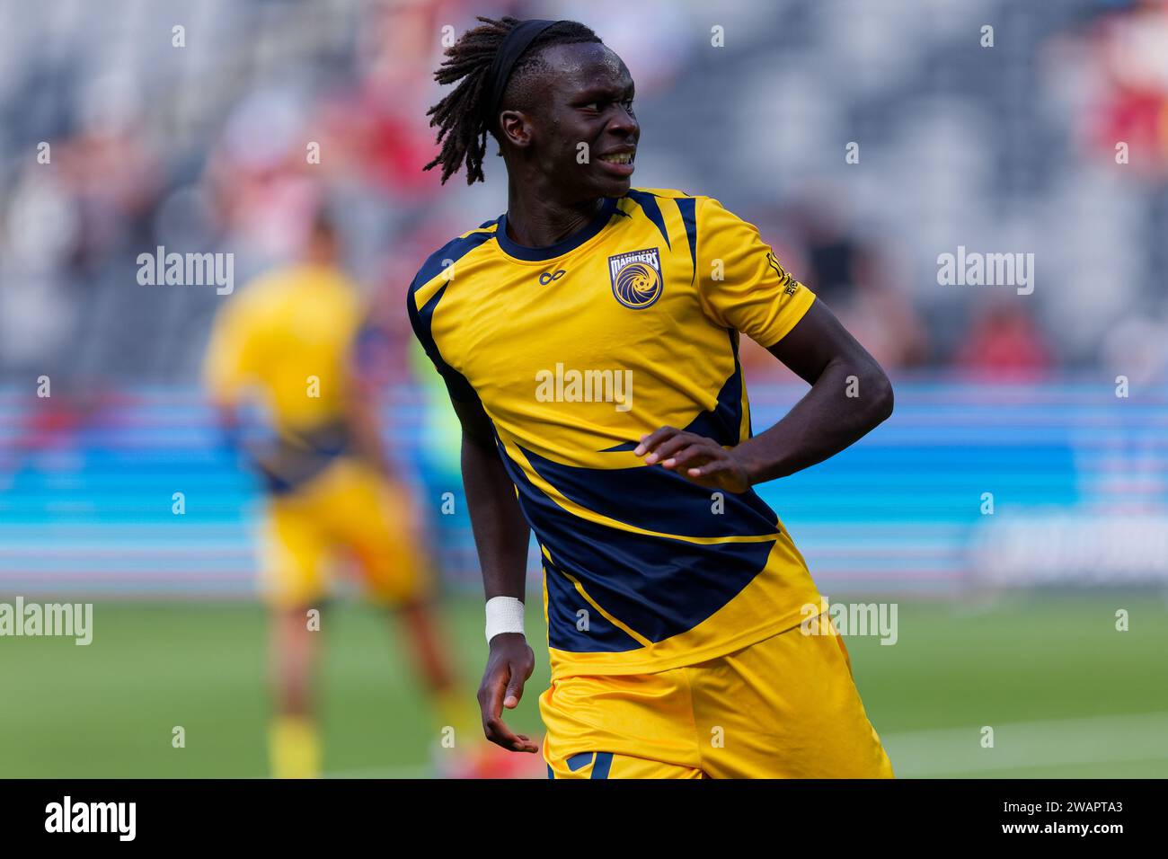 Sydney, Australia. 06th Jan, 2024. Jing Reec of the Mariners warms up ...