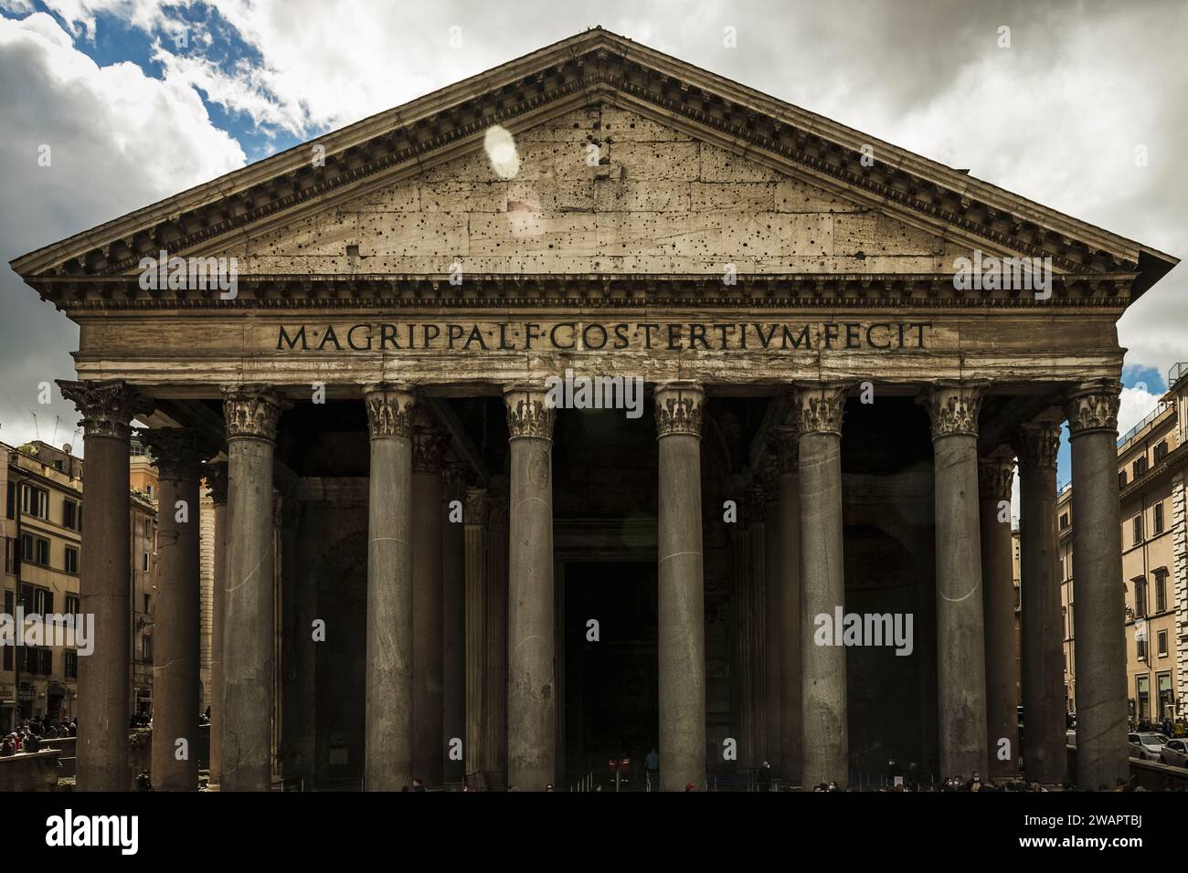 Round roof roman architecture antique hi-res stock photography and ...