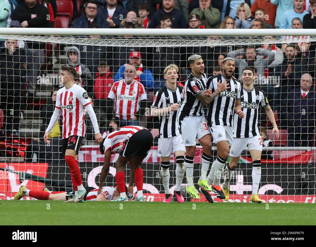 Sunderland newcastle 2024 hi-res stock photography and images - Alamy