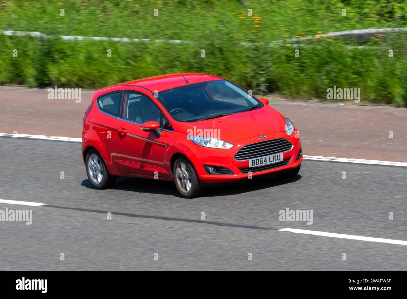 Fiesta zetec 1 25i 82 hi-res stock photography and images - Alamy
