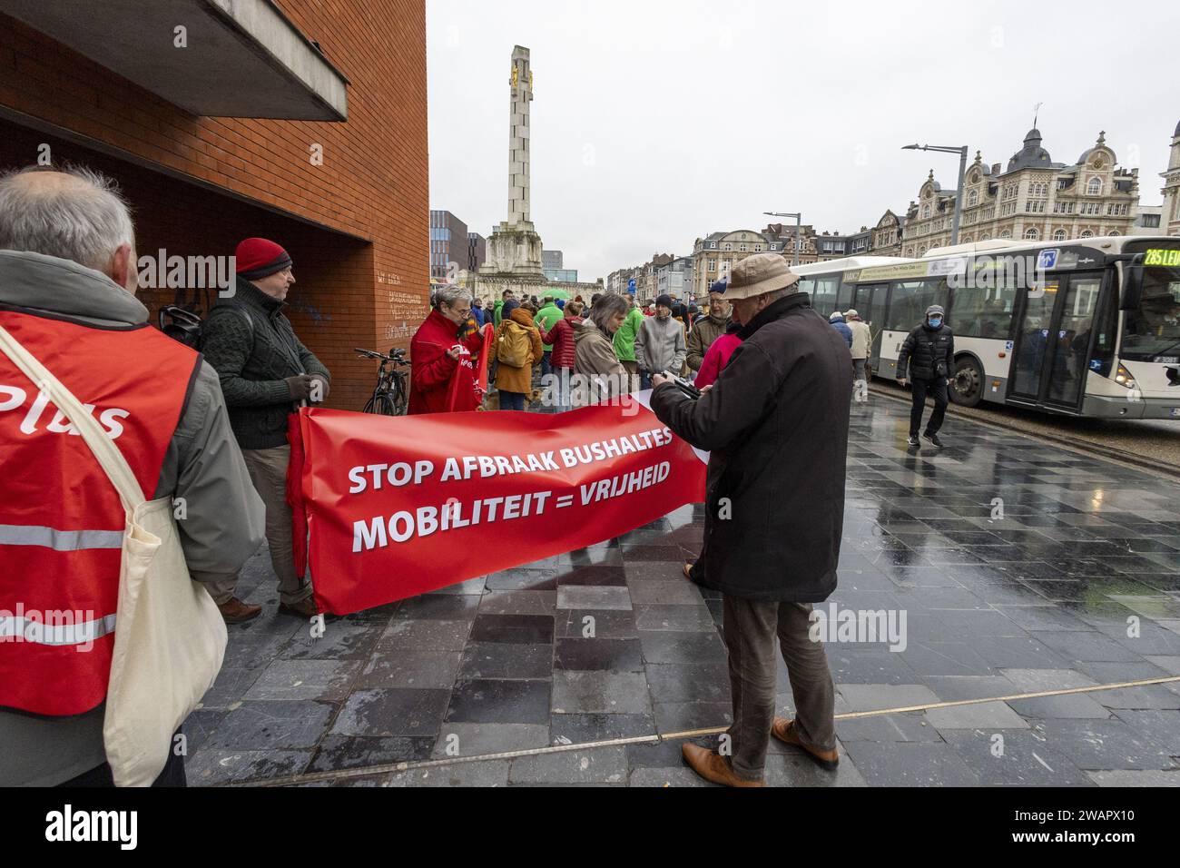 Bus action plan hi-res stock photography and images - Alamy