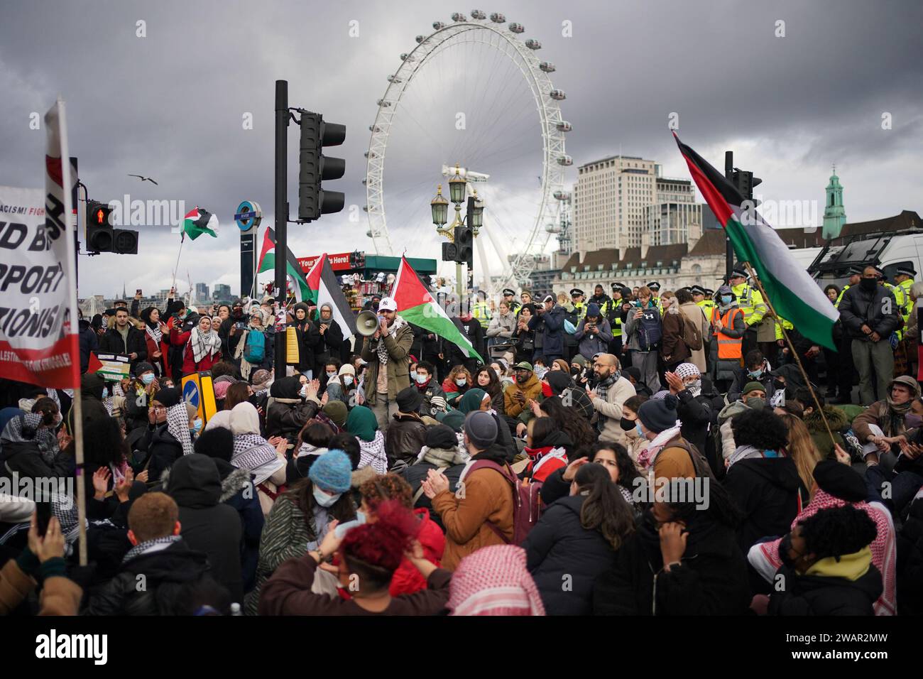Protesters block Westminster Bridge during a Free Palestine Coalition ...