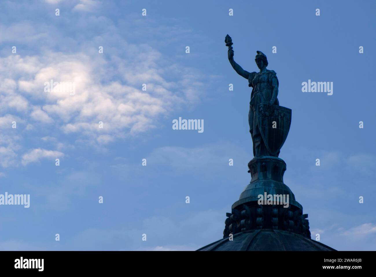 Statue of lady liberty hi-res stock photography and images - Alamy