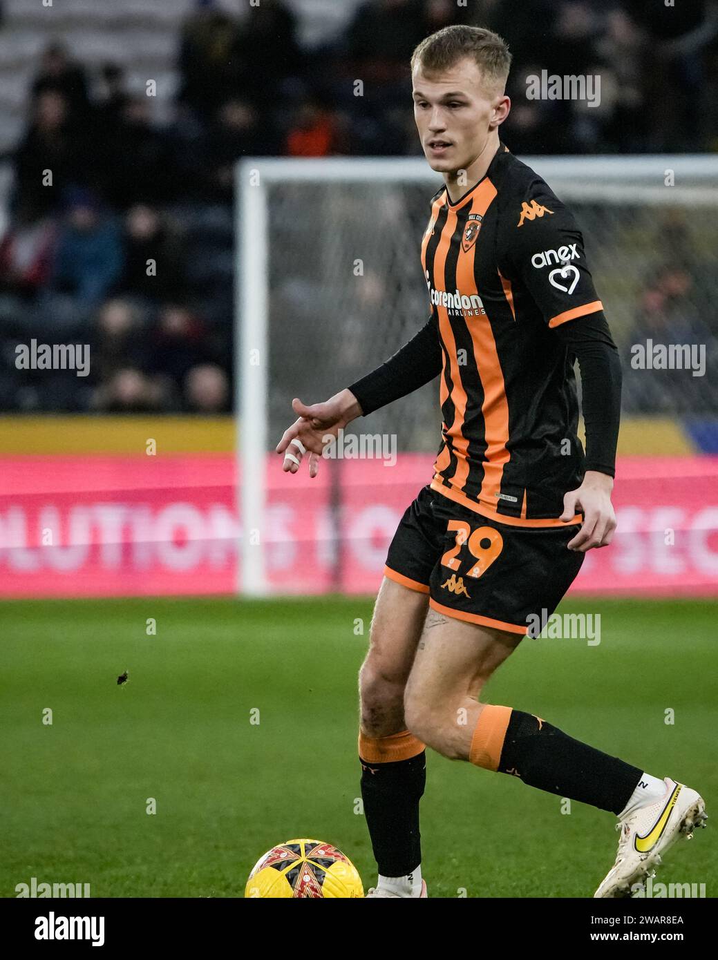 Fa cup ball 2024 hi-res stock photography and images - Alamy