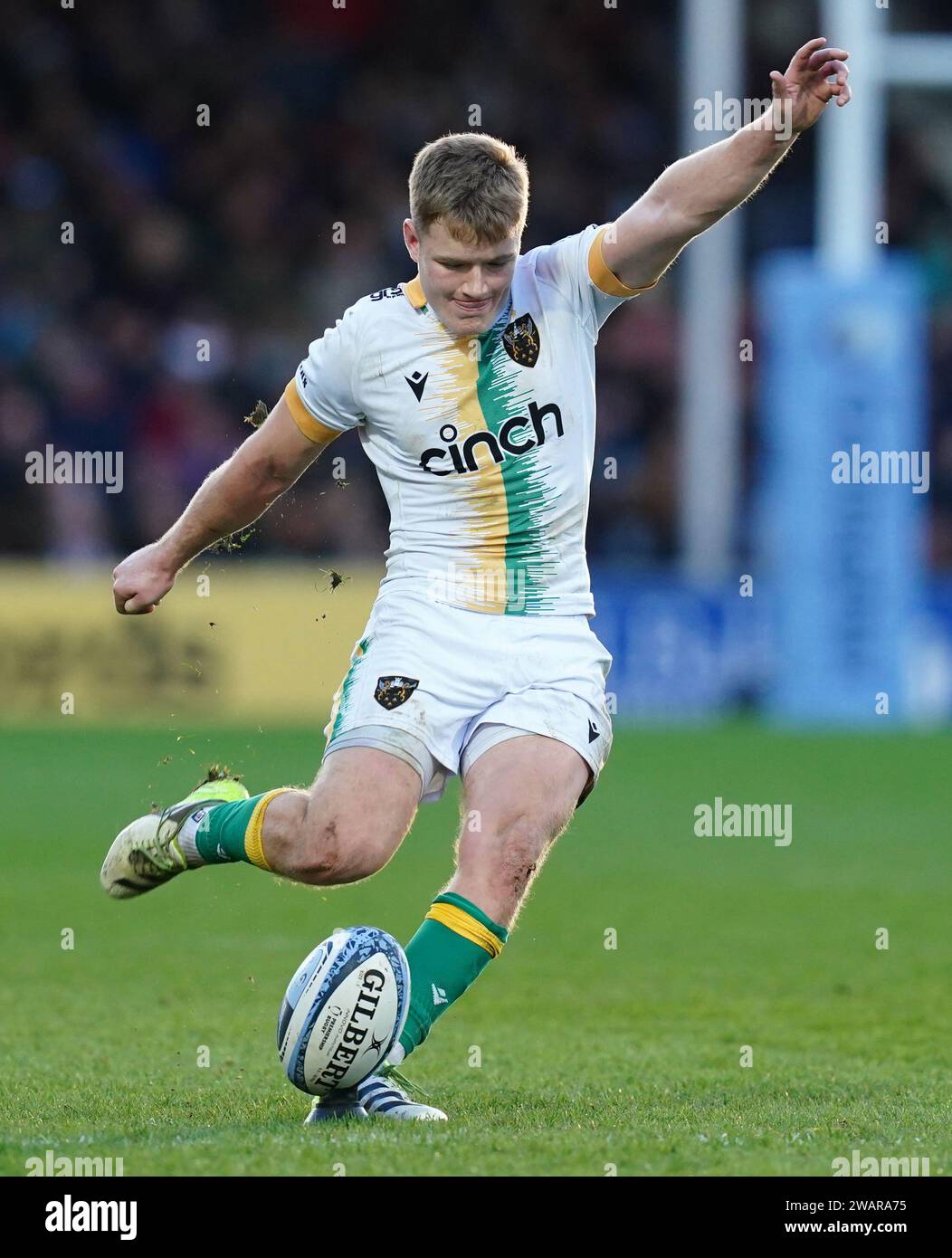 Northampton Saints Fin Smith converts thier first try during the ...