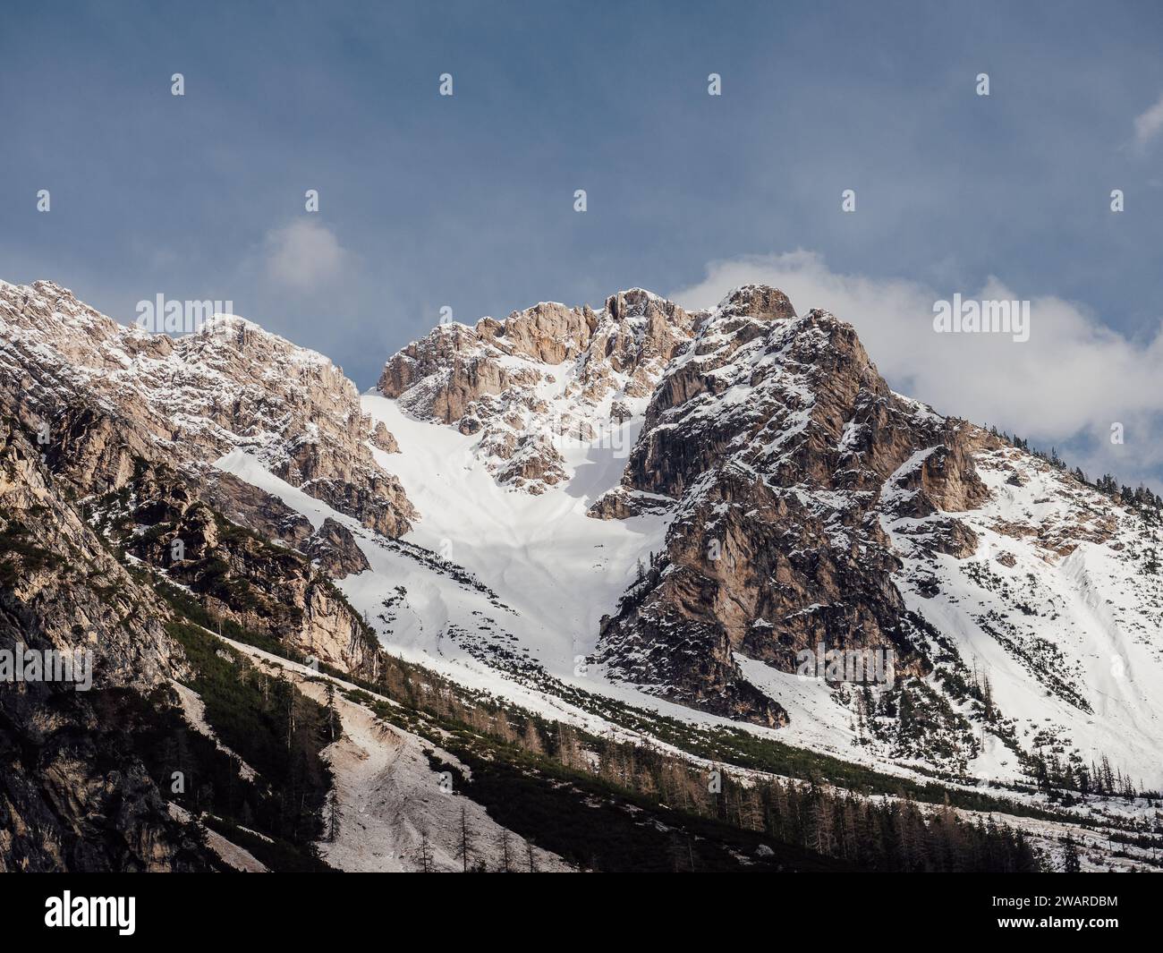 Clear bright winter sky hi-res stock photography and images - Alamy