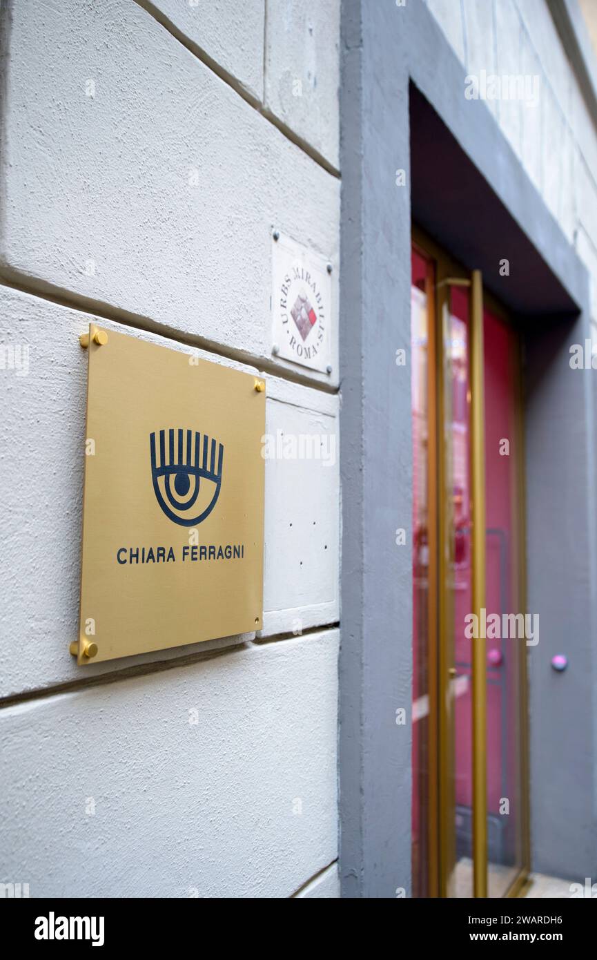 Chiara ferragni logo hi-res stock photography and images - Alamy