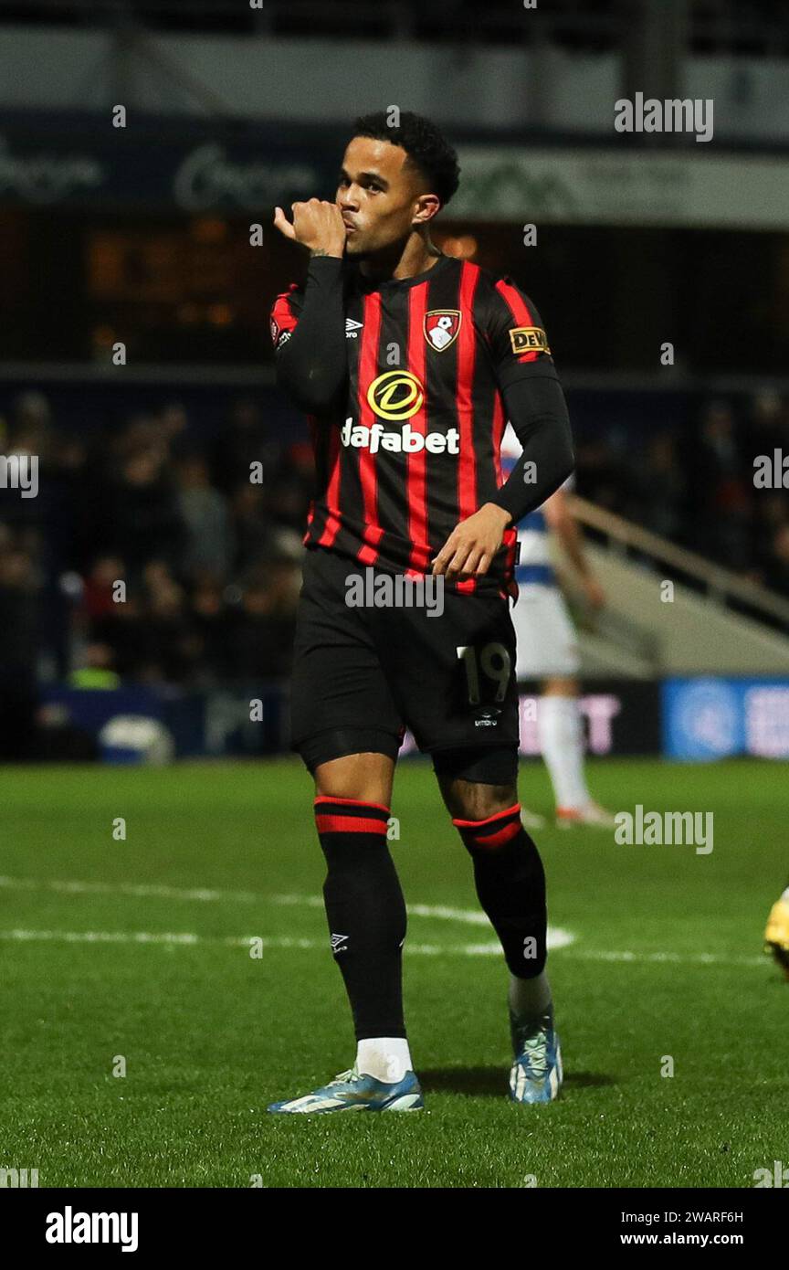 London, UK. 06th Jan, 2024. Justin Kluivert of Bournemouth scores to ...