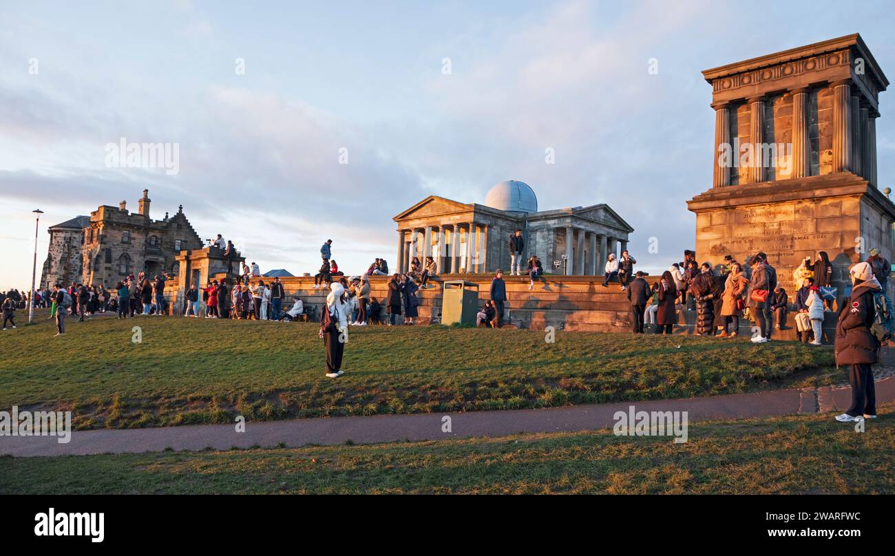Edinburgh, city centre, Scotland, UK. 6 January 2024. Glorious sunset ...