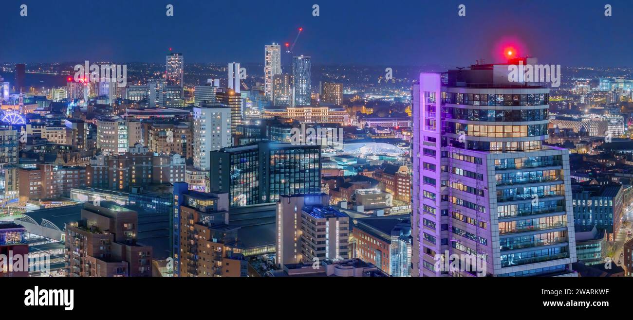 Leeds, Yorkshire. Leeds city centre aerial photograph at night looking ...