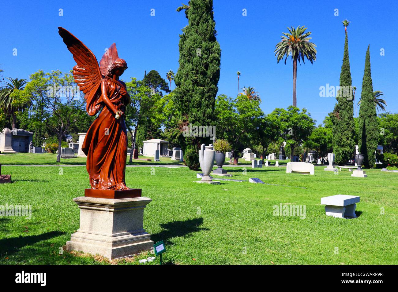 Hollywood forever cemetery mausoleum hi-res stock photography and ...