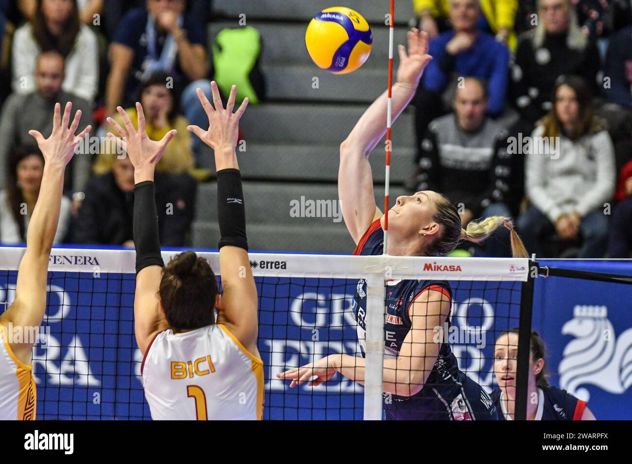 Chieri, Italy. 06th Jan, 2024. Madison Kingdon of Chieri '76 in action ...