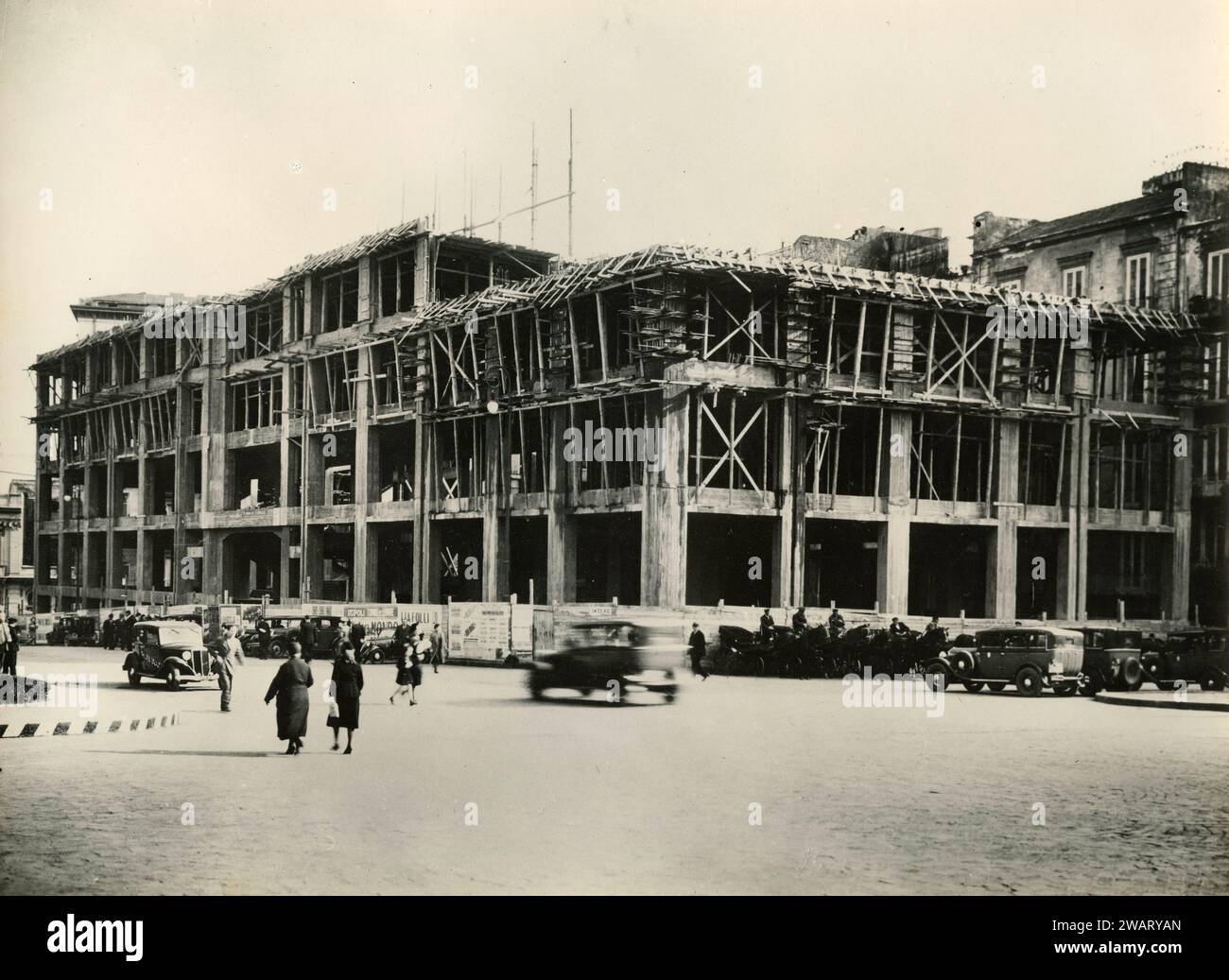 1930s building construction hi-res stock photography and images - Alamy