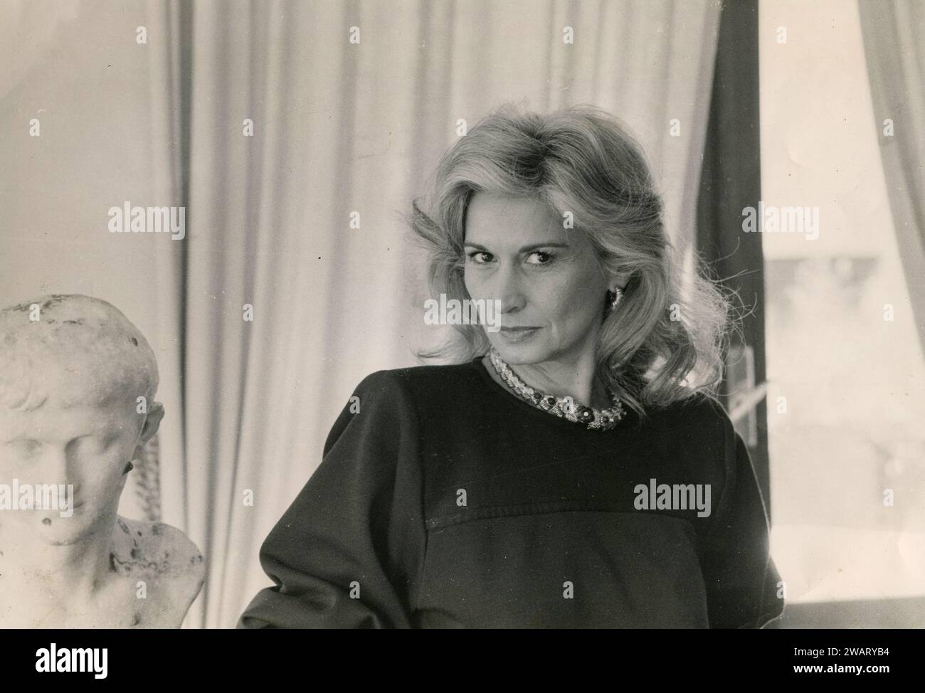 Italian cinema entrepreneur Vania Traxler, wife of singer Teddy Reno ...