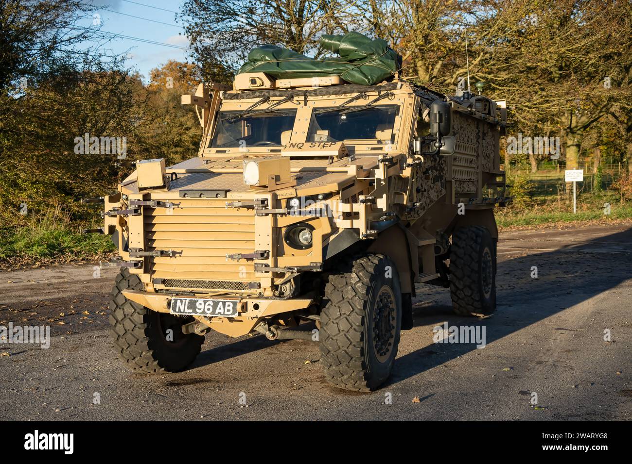 Mastiff british army vehicle hi-res stock photography and images - Alamy