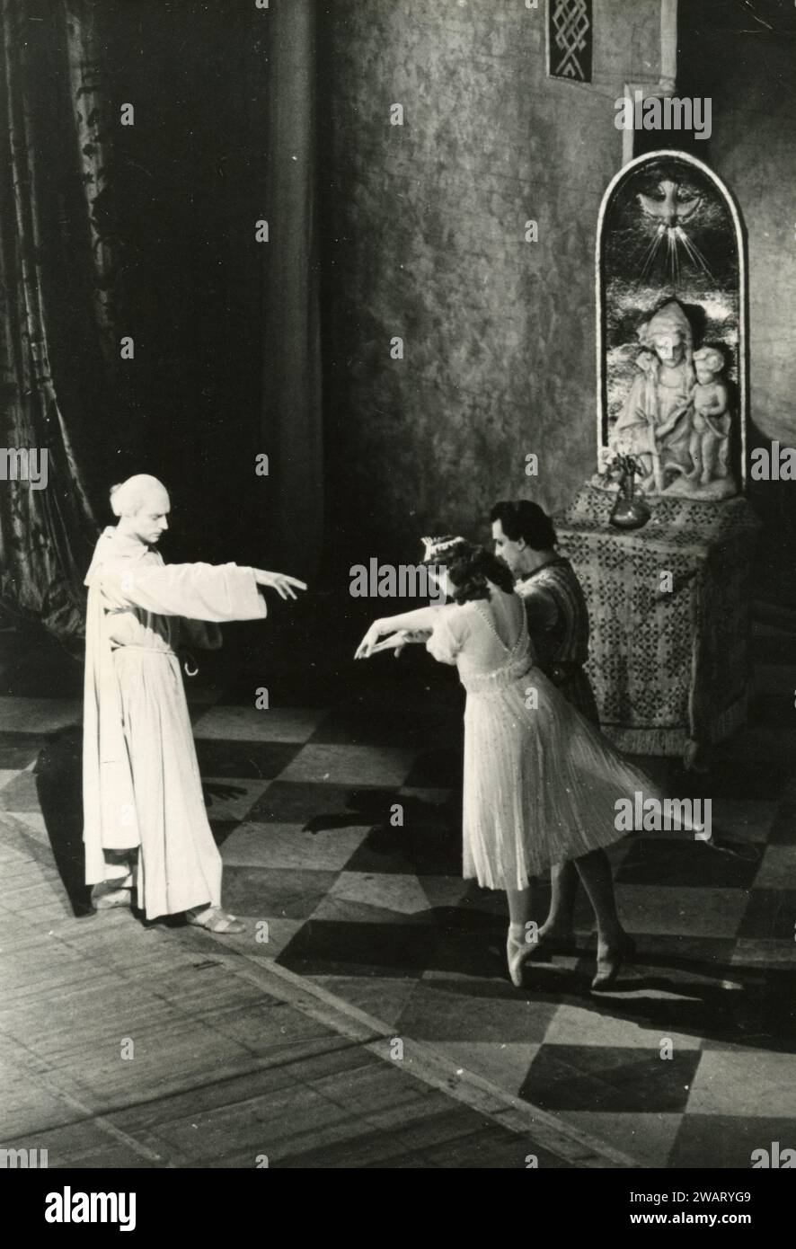 Russian ballet dancers and choreographers Maya Plisetskaya, Yuri ...