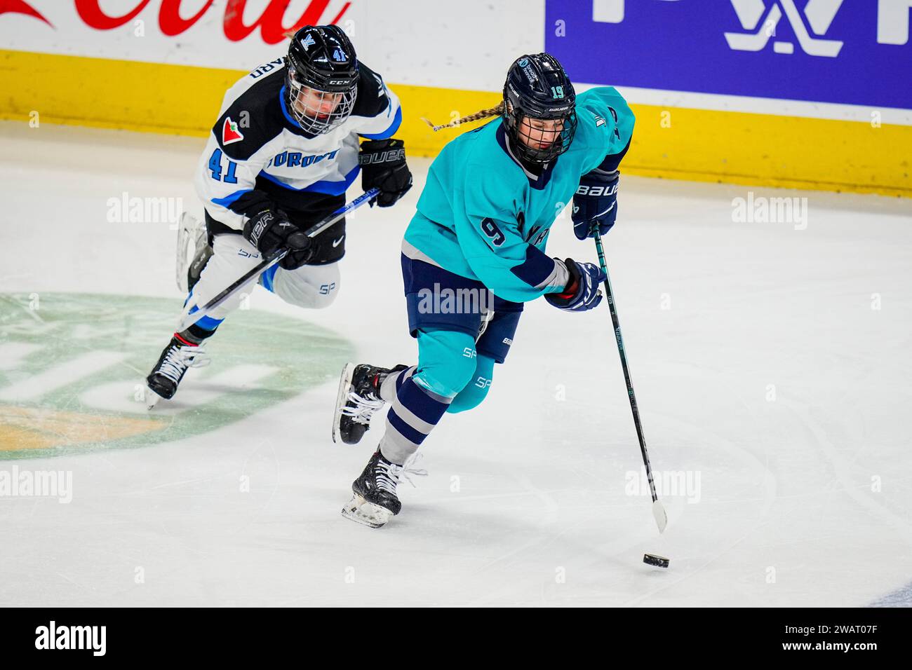 Bridgeport, USA. 05th Jan, 2024. January 5, 2024: New York forward ...