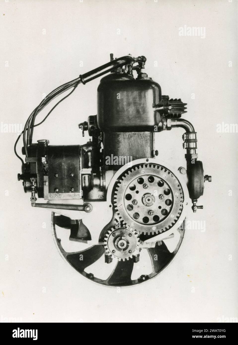 Fiat engine hi-res stock photography and images - Alamy