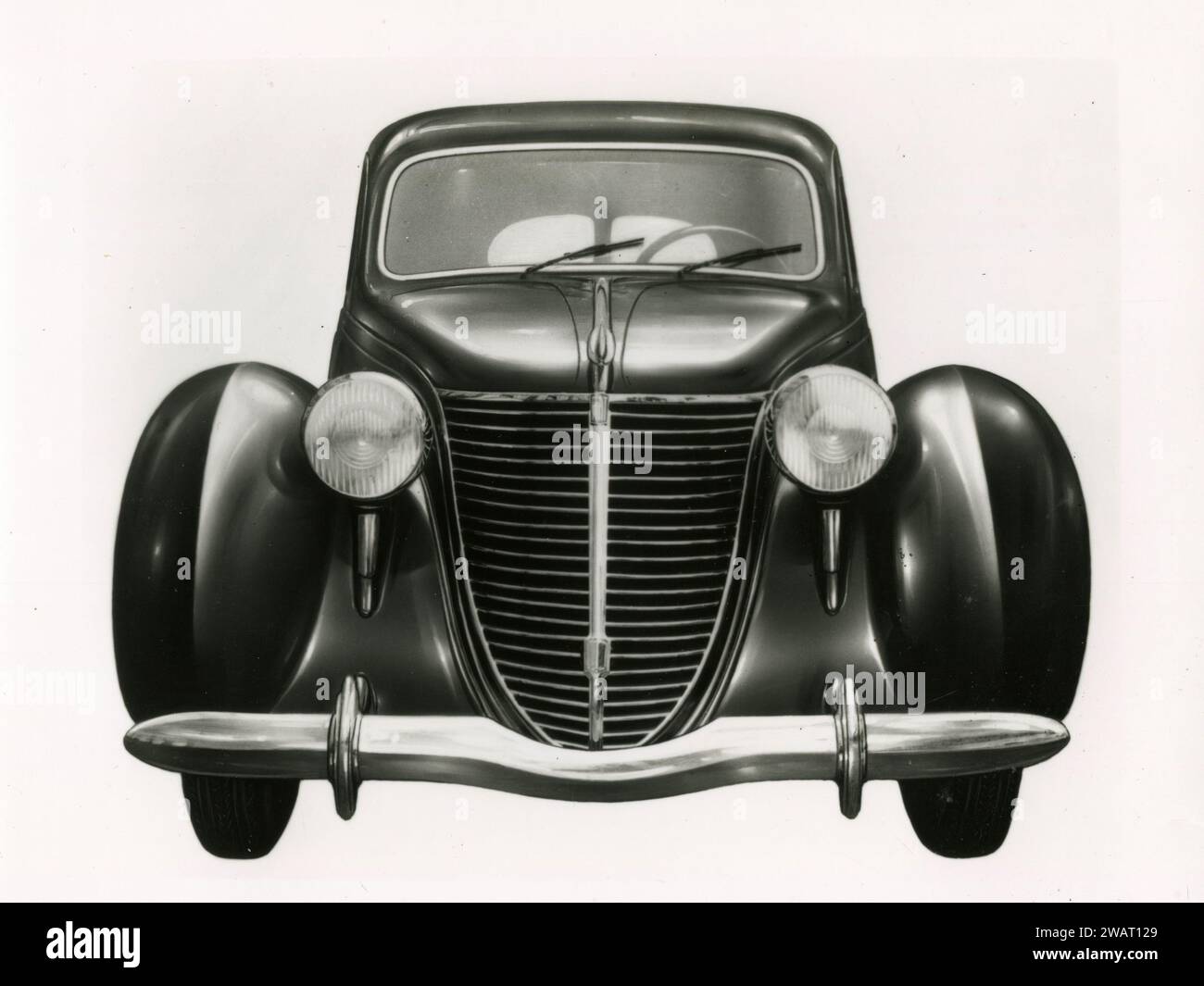 FIAT 2800 car, Italy 1940 Stock Photo - Alamy