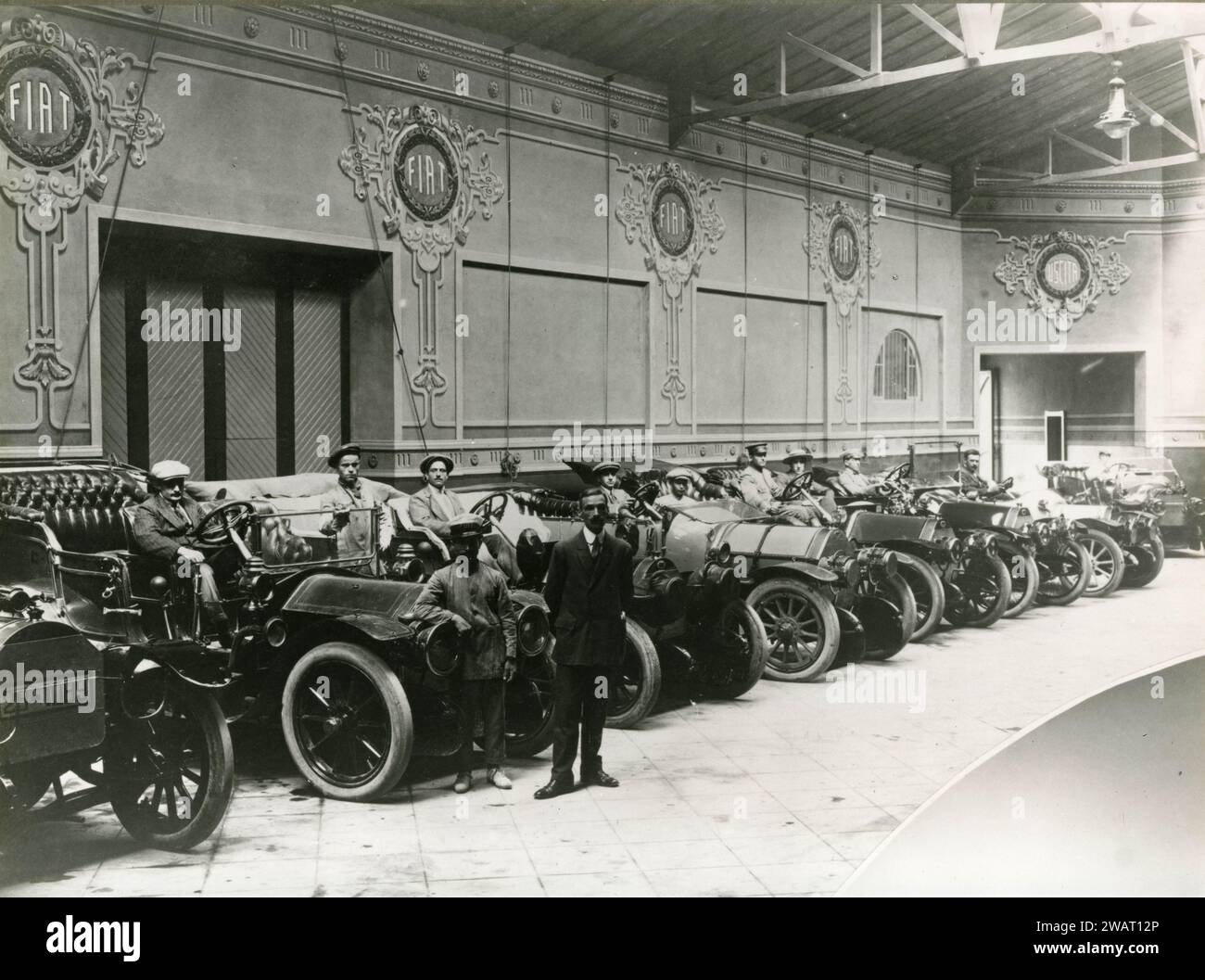 FIAT 16-20 HP cars exhibition, Turin, Italy 1900s Stock Photo - Alamy