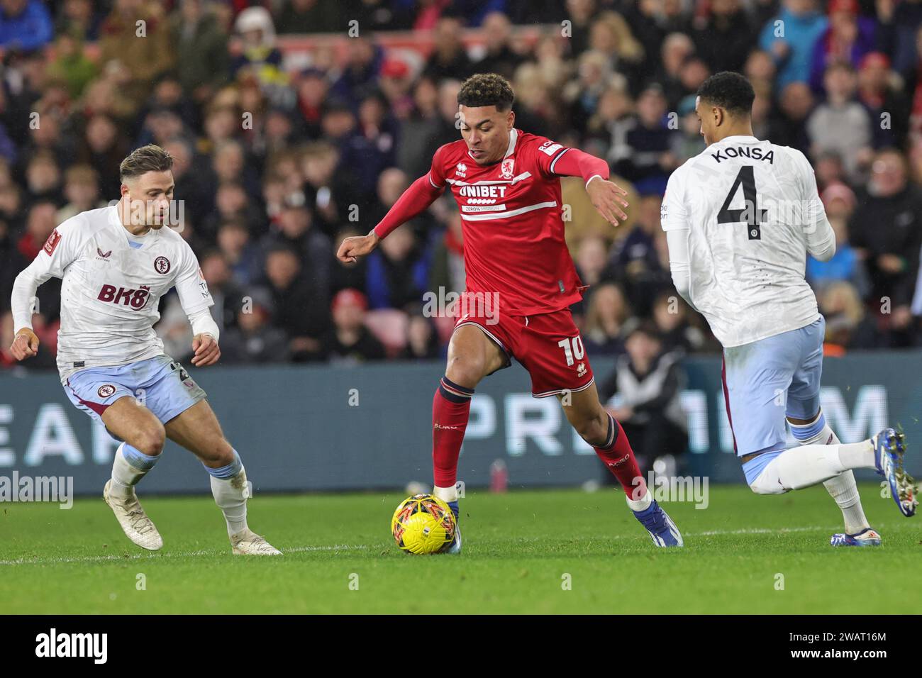Morgan Rogers of Middlesbrough goes forward with the ball during the ...