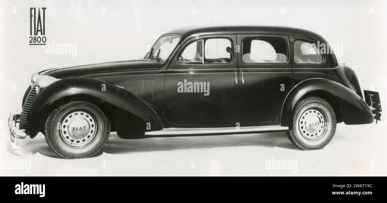 FIAT 2800 Torpedo car, Italy 1940 Stock Photo - Alamy