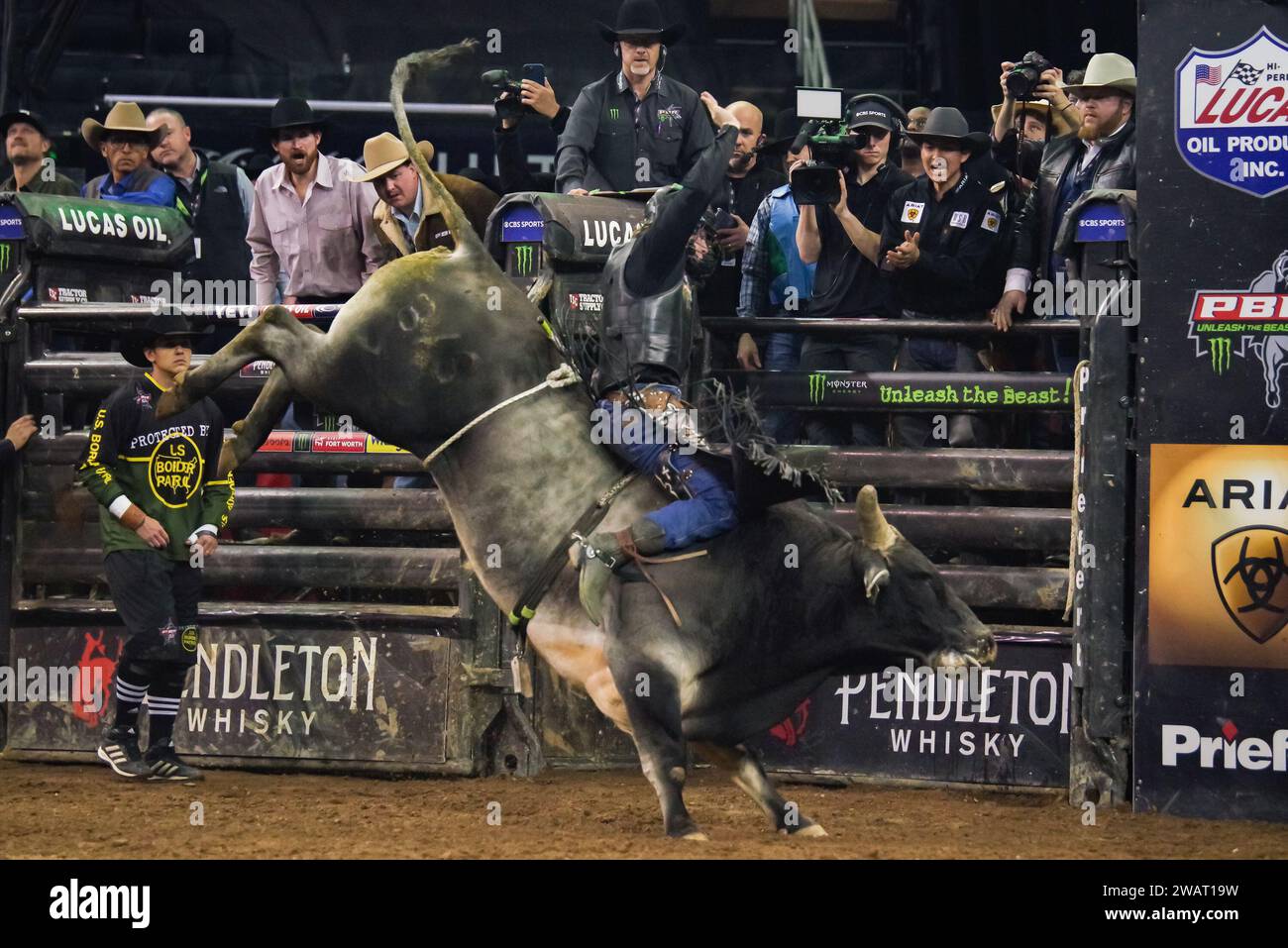 NYC, NY, New York, USA. 5th Jan, 2024. Conner Halverson rides UTZ ...