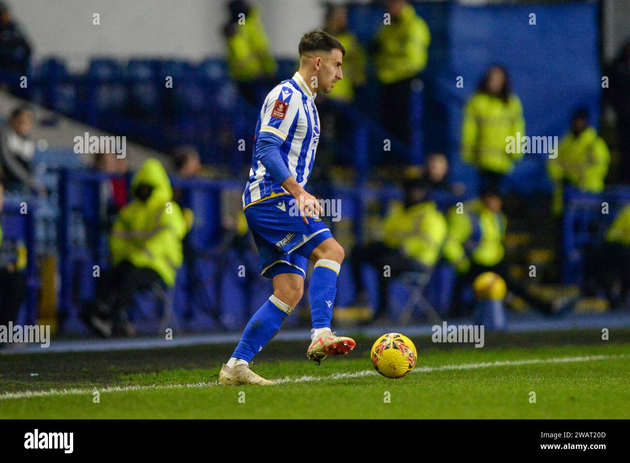 Pol Valentín of Sheffield Wednesday during the Emirates FA Cup Third ...