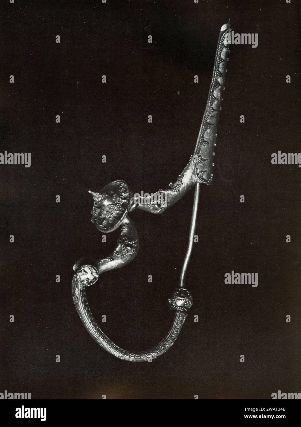 Ancient Greco-Roman jewelry: Electrum fibula from Cuma, Italy 1950s ...