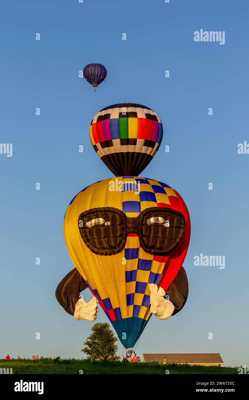 Indianola, IA, USA. 30th July, 2015. Dazzling balloons dance in the ...