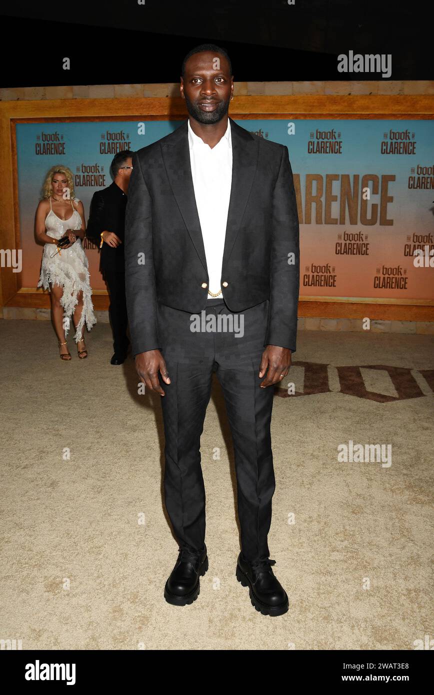 LOS ANGELES, CALIFORNIA - JANUARY 05: Omar Sy attends the Los Angeles ...