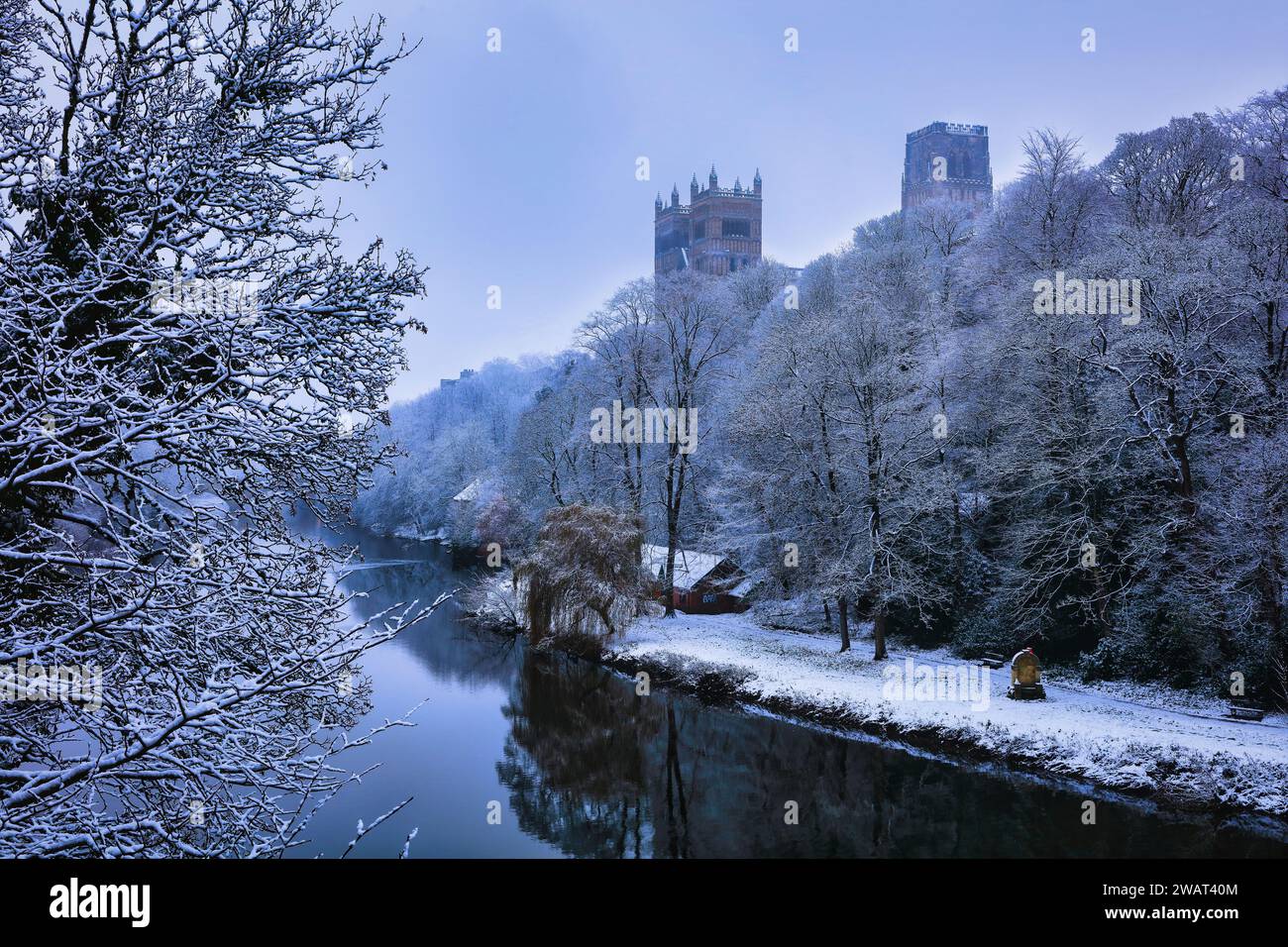 Classic veiw of Durham Cathedral on a frosty winter afternoon, Durham ...