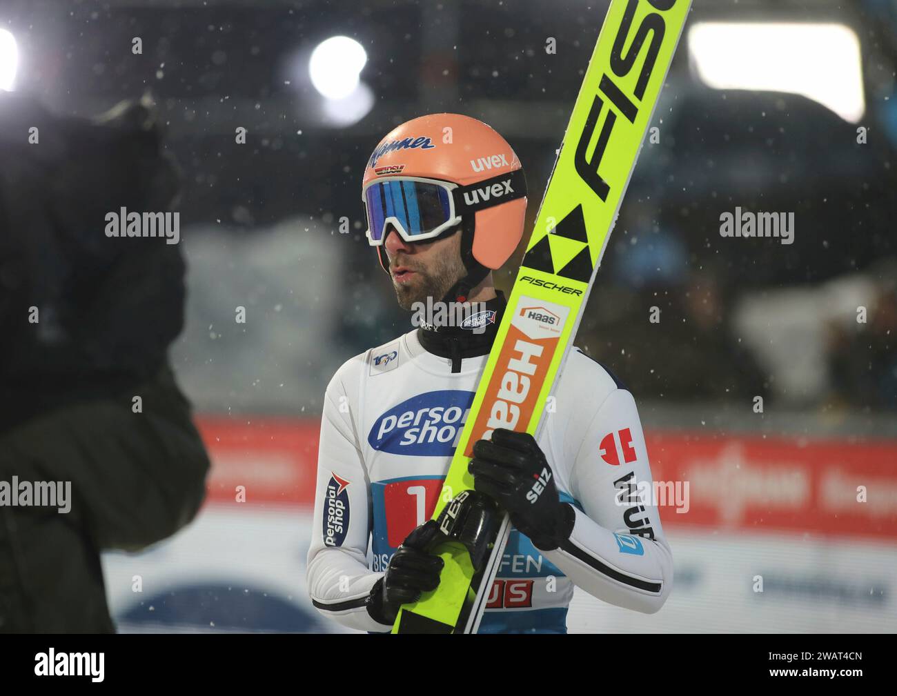 Paschke pius ger im auslauf stehend mit ski hi-res stock photography ...