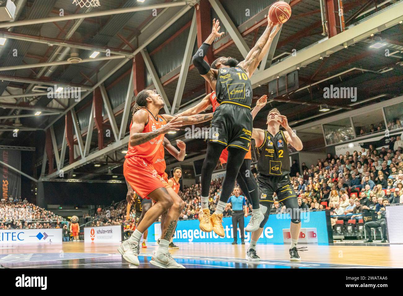 Chemnitz, Deutschland 06. Januar 2024: 1.BBL - 2023/2024 - Niners ...