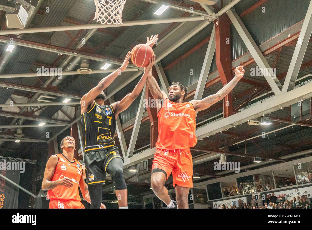 Baskets bambergmhp riesen ludwigsburg hi-res stock photography and ...