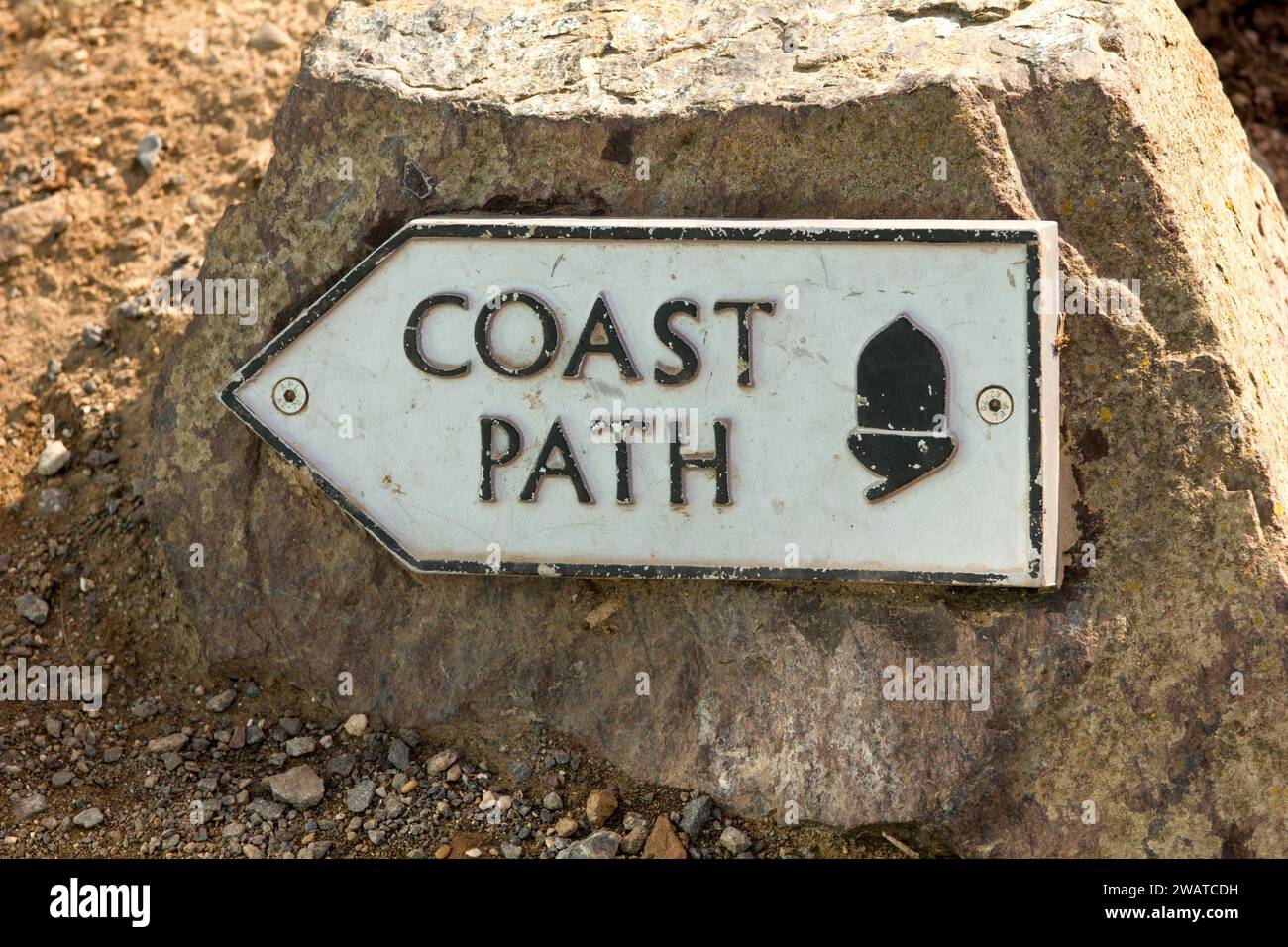 Coastal path sign at Lizard Point, Lizard Peninsula, Cornwall Stock ...