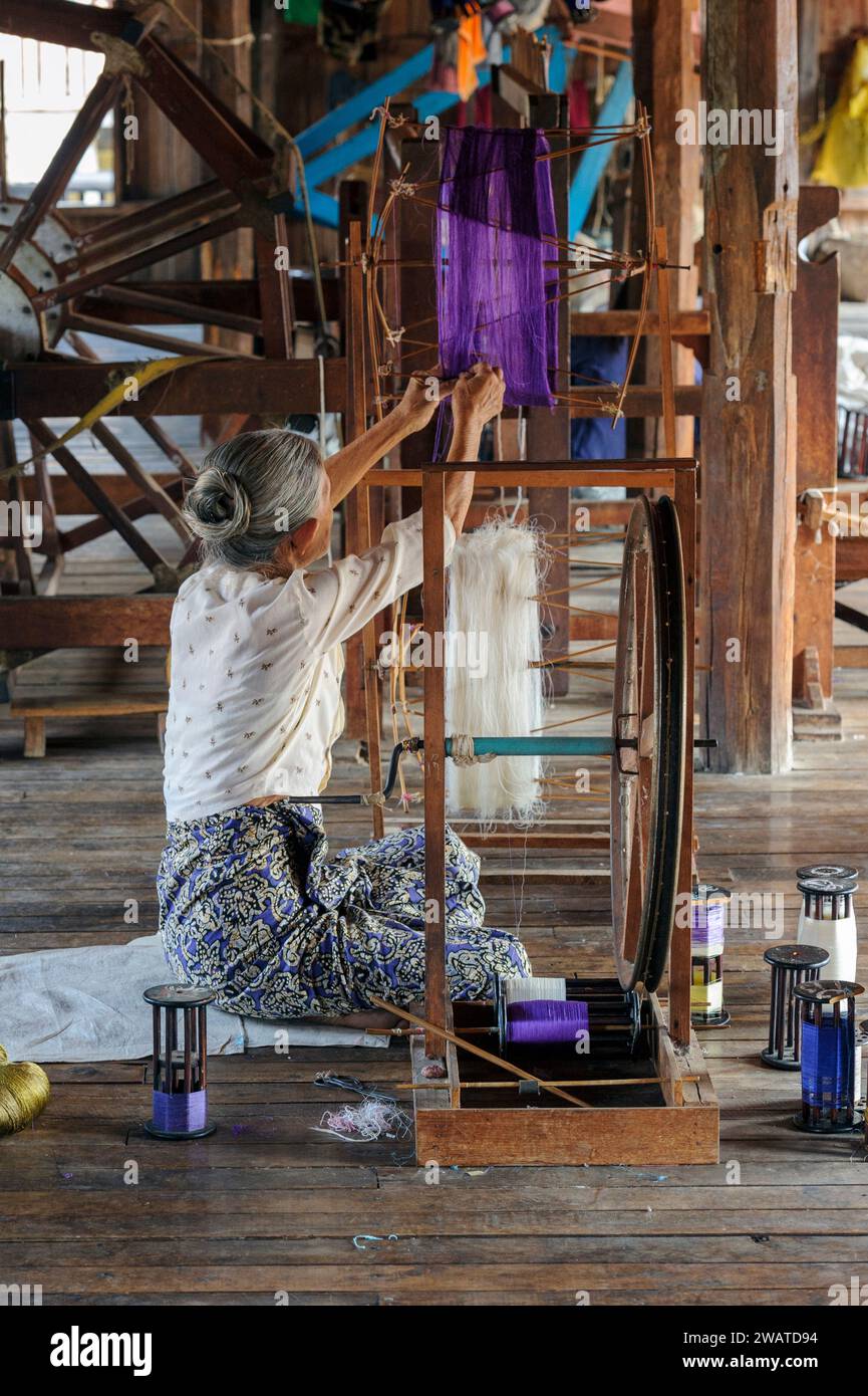 Khit Sunn Yin, a weaving center on Inle Lake in Myanmar (Burma Stock ...