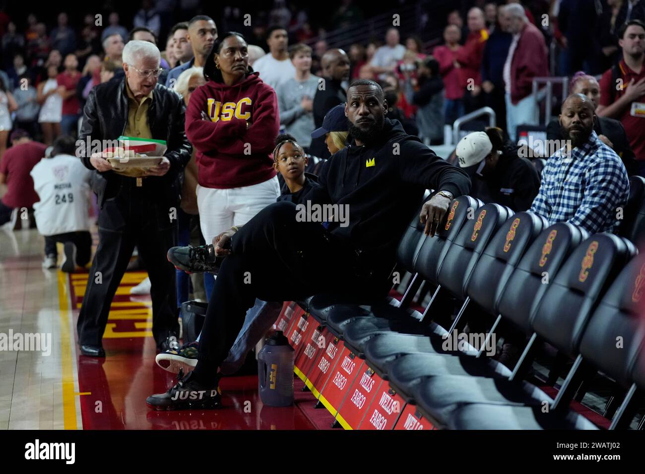 during the first half of an NCAA college basketball game in Los Angeles ...