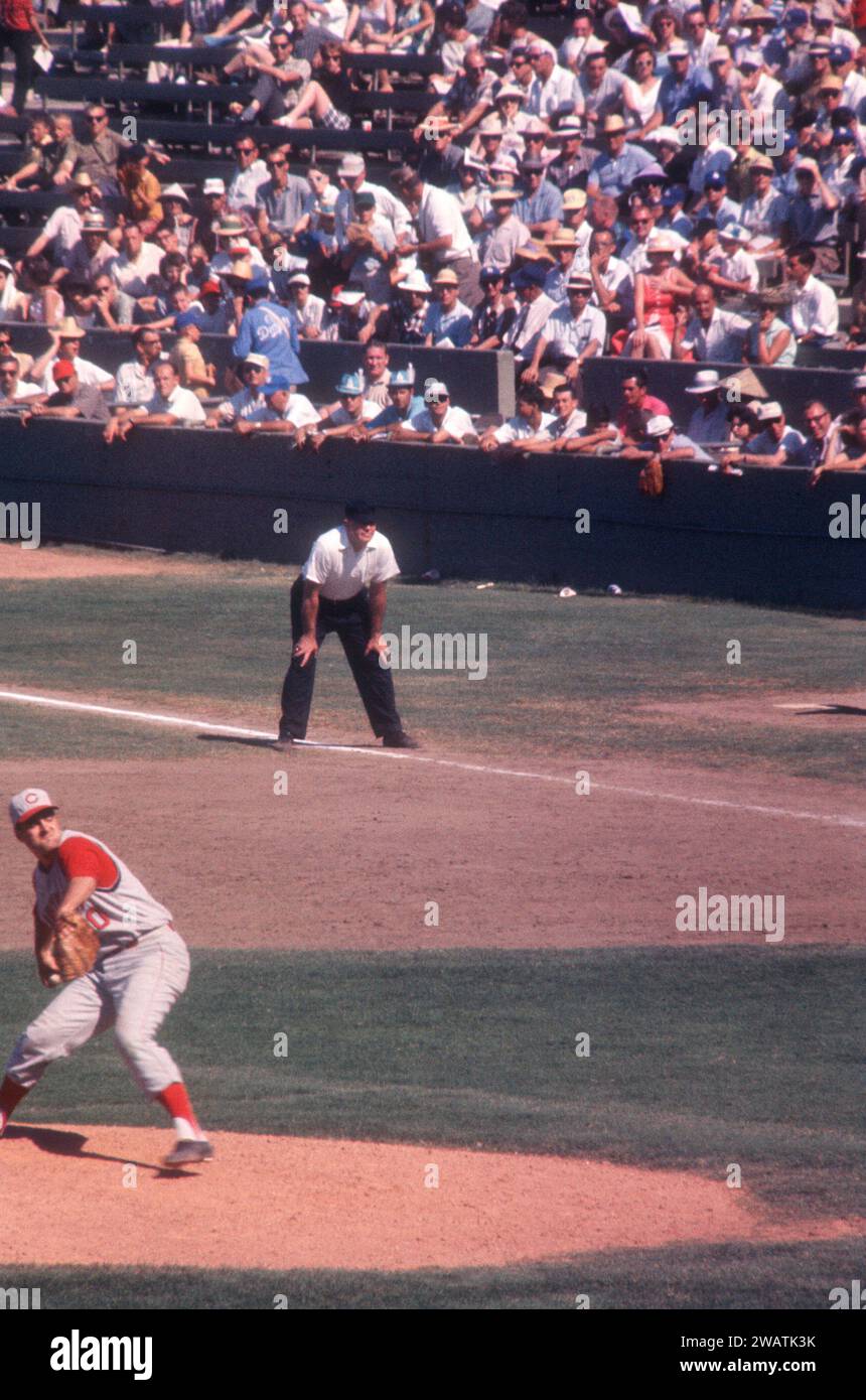 LOS ANGELES, CA - JULY 9: Pitcher Joey Jay #30 of the Cincinnati Reds ...