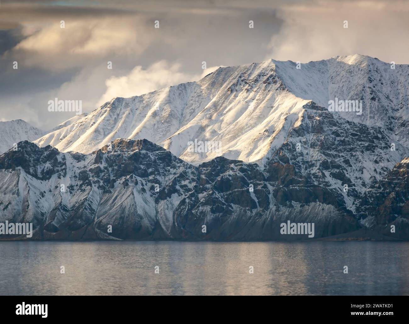 Through the Northwest Passage at Pond Inlet Nunavut Stock Photo - Alamy