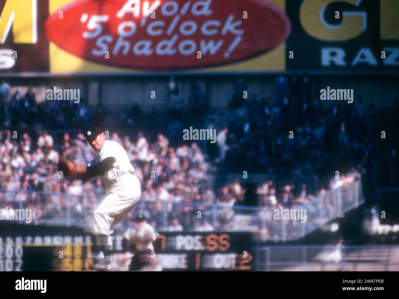 BRONX, NY - APRIL, 1953: Pitcher Allie Reynolds #22 of the New York ...
