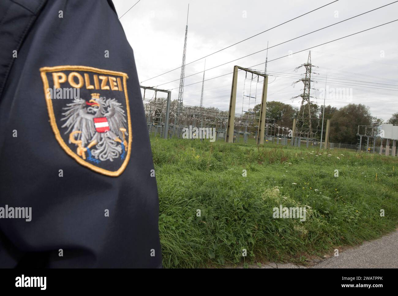 austrian police force is as any other police symbols and signs of the ...