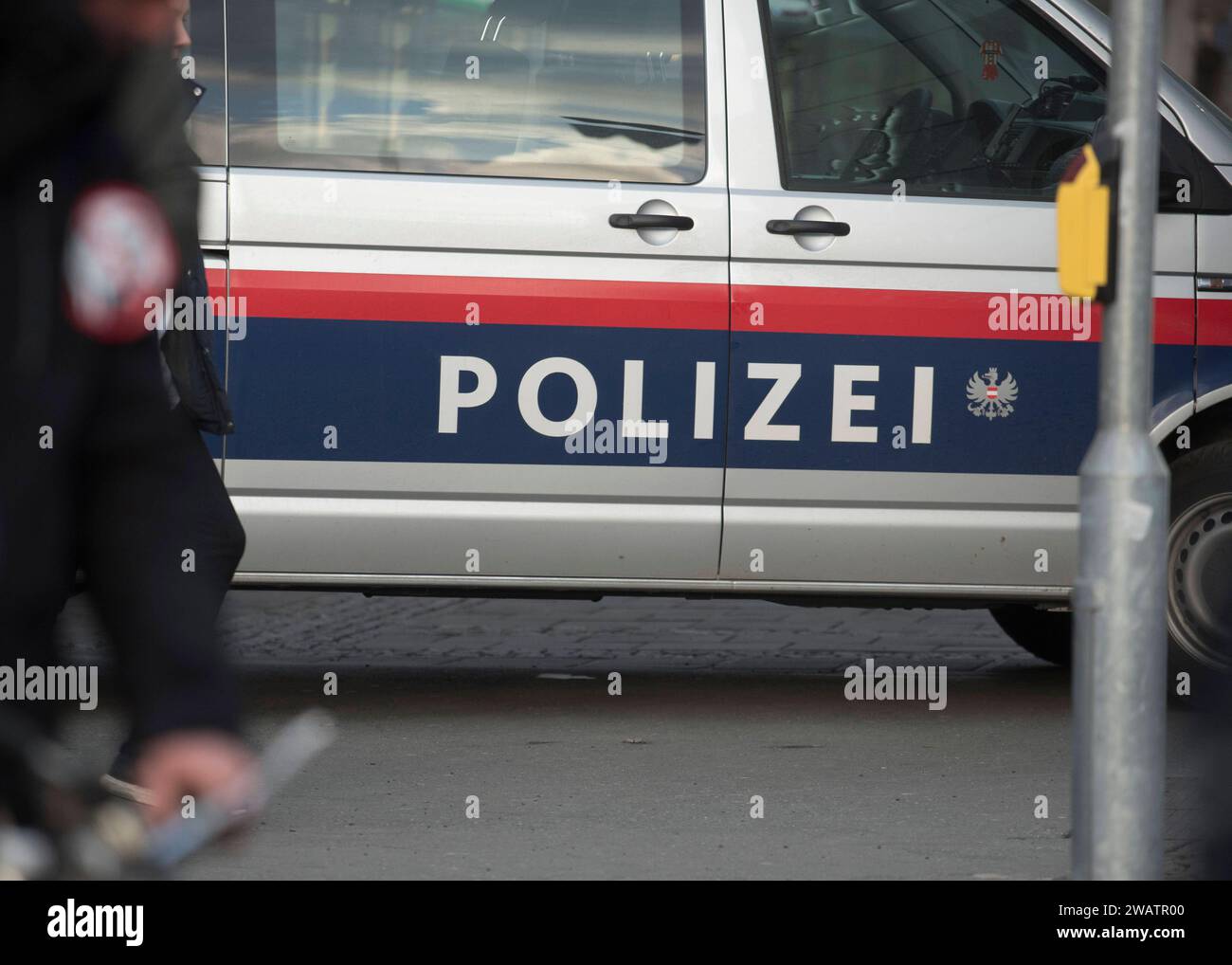 austrian police force is as any other police symbols and signs of the ...