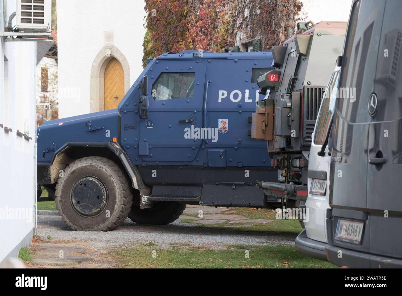 austrian police force is as any other police symbols and signs of the ...
