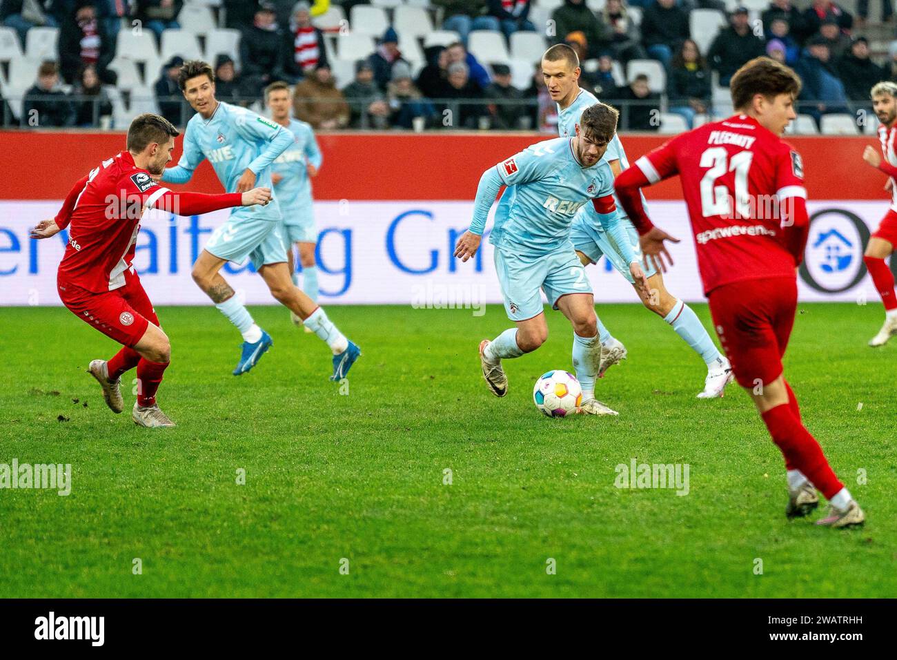 Essen, Deutschland. 06th Jan, 2024. Jan Thielmann (1. FC Koeln, #29), Sandro Plechaty (Rot-Weiss ...