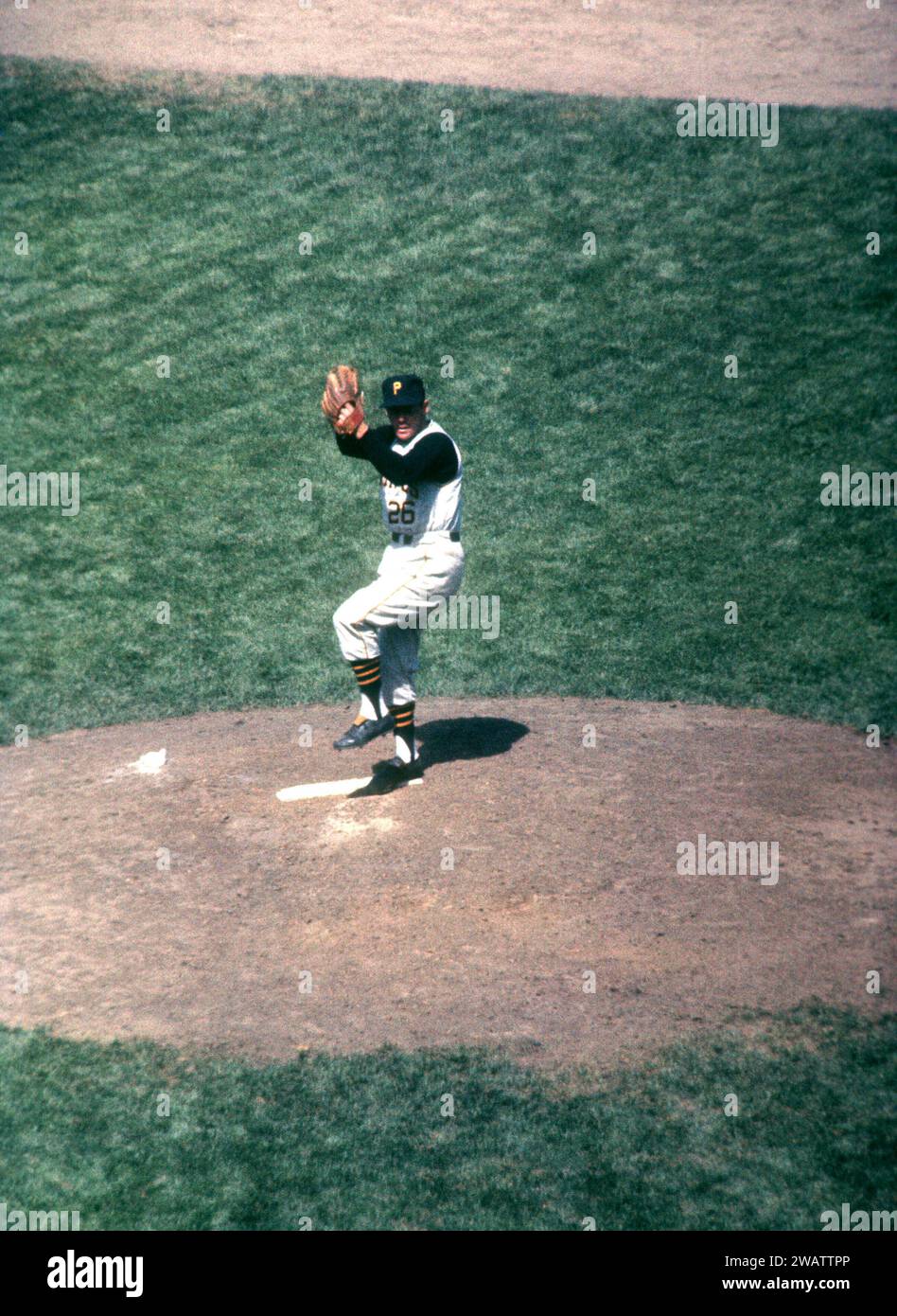 SAN FRANCISCO, CA - MAY 2: Pitcher Roy Face #26 of the Pittsburgh ...