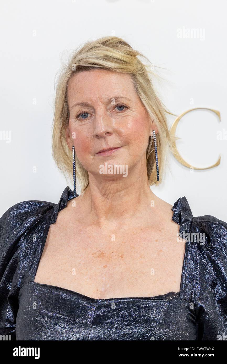 Cast and guests on the red carpet for The Crown' finale celebration ...